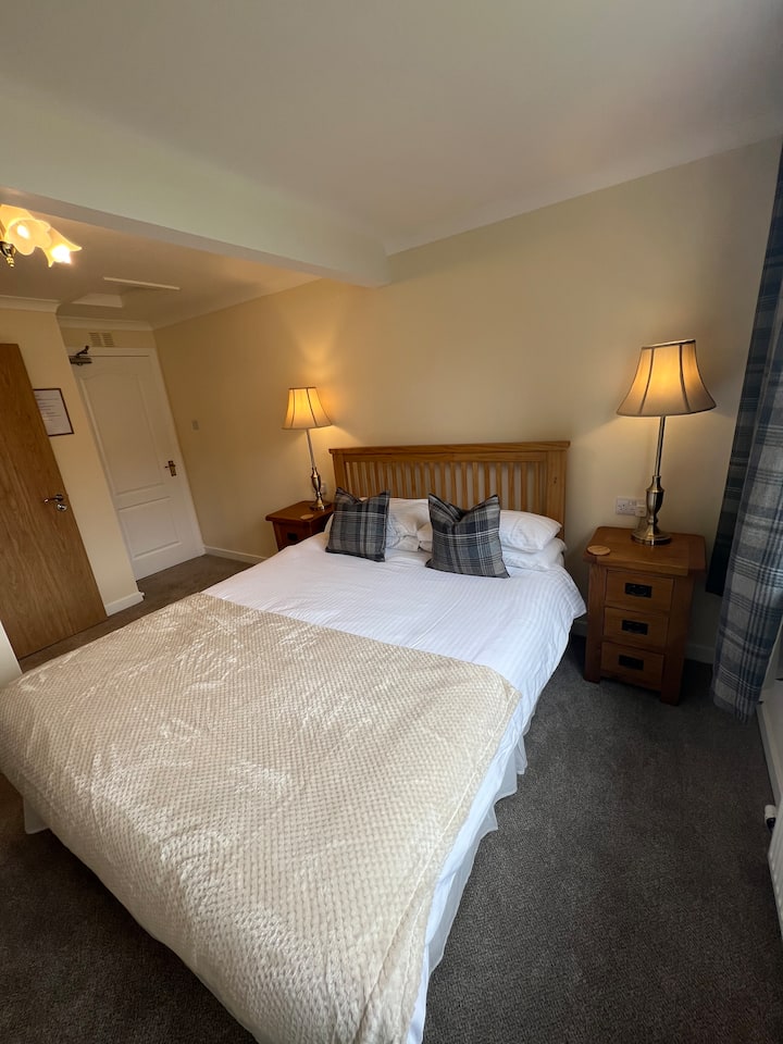 Glenshiel Guest Room 4 - En-suite Double Room. - Fort William