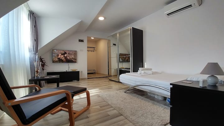 City Center Flats Unirii Square - Loft - Bucharest