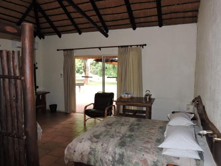 Elephant Walk Retreat Ingwenyama 3 Sleeper - Komatipoort