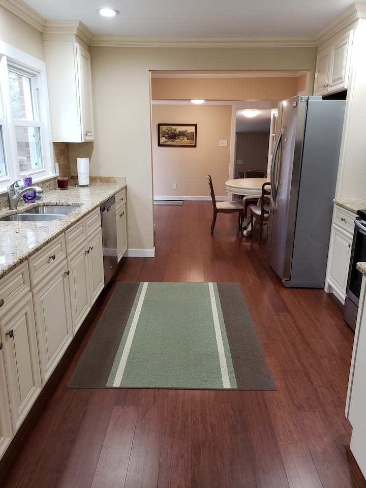 Pinehurst 3bedroom 2 Bath With Large Yard & Deck - Pinehurst, NC