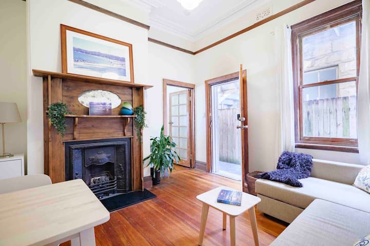 Cute Beach Apartment - Manly