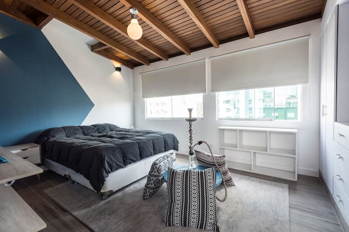 Duplex 4 Bedroom, 3 Bath, Terrace - Peru
