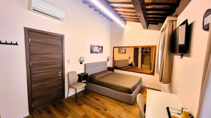 Room 4. Central Station - Florenz