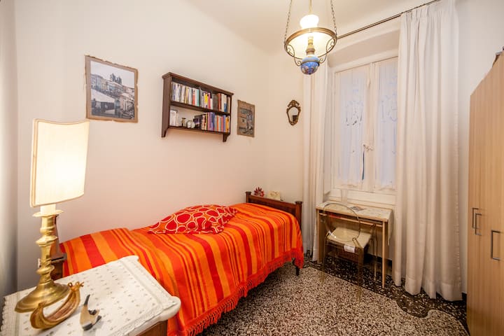 B&b Il Ciottolo, Stanza Con Letto Queen Size - Genova