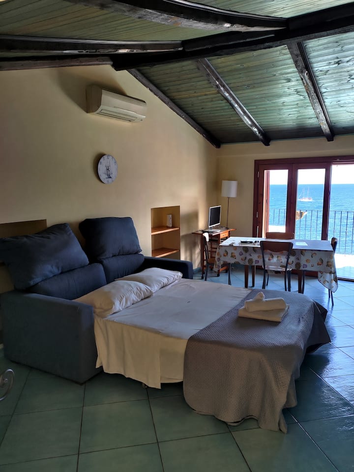 Francesco E Francesca's B&b, Penthouse 1 Room - Bagnara Calabra