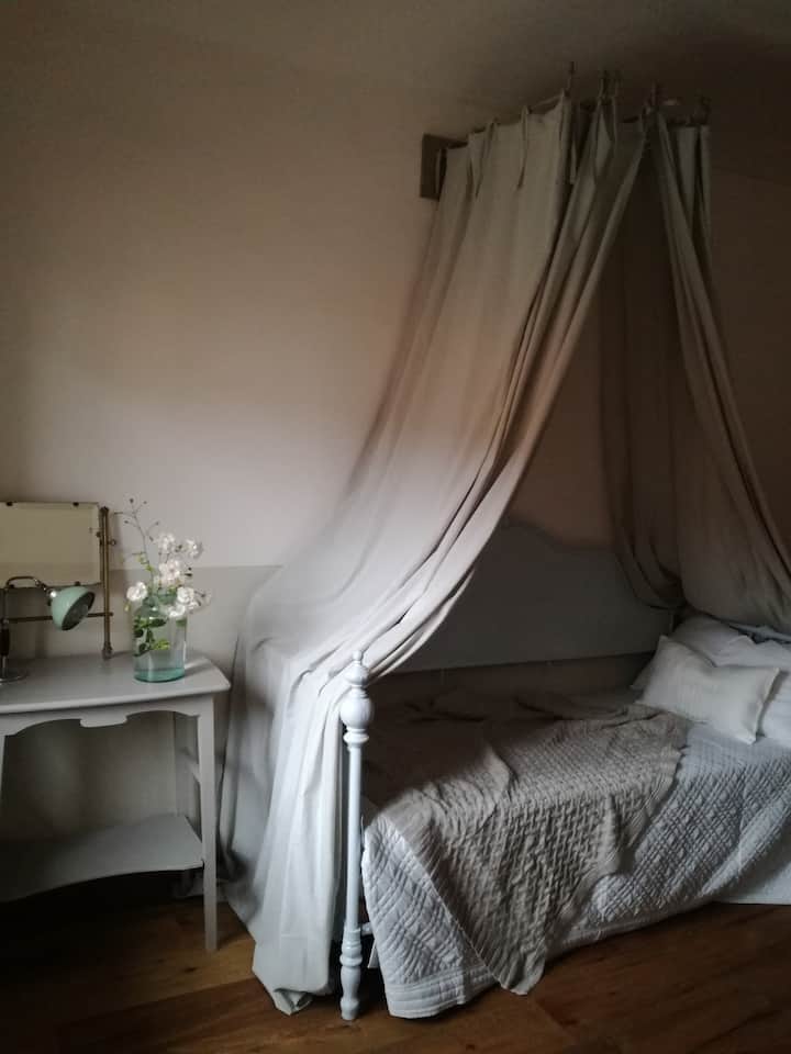 La Vispa Ceresa, Due Tre Ciliegie - Alba