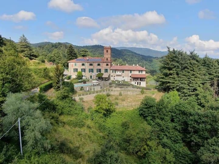 Palazzo K - B&b (2 Rooms With En Suite), Valent... - Лигурия