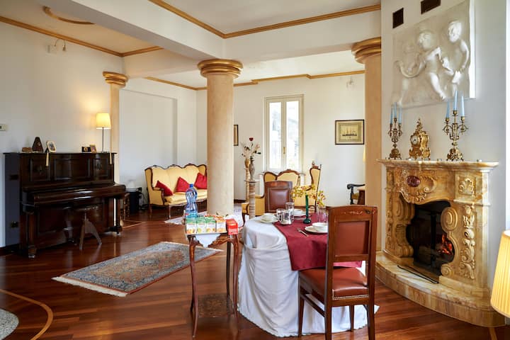 Villa Puccini B&b, Stanza Bohéme Con Un Letto - Lecco