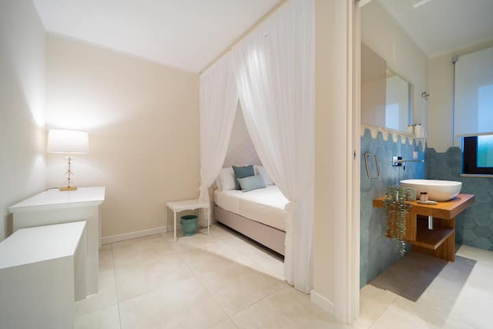 Dimora Manfredo, Stanza Panaro - San Nicola Arcella