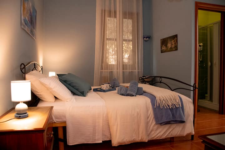 The Oaks B&b, Stanza Blu - Esperia