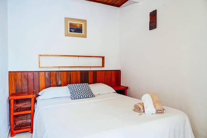 Pousada Vila Baiana Piscina, Café, Garagem, Suíte. - Itacaré