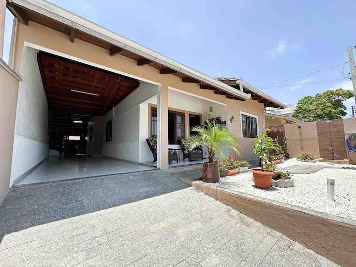 Hospedaria Orquídeas De Bombinhas, Quarto 2 • H... - Bombinhas