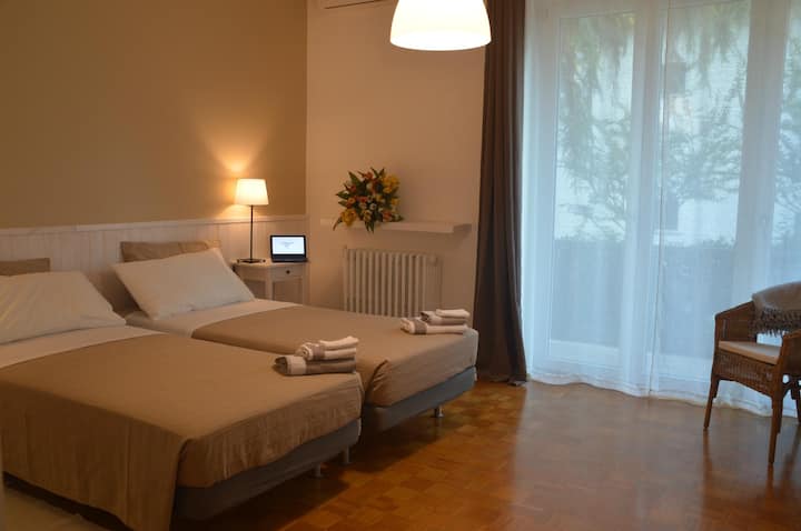 La Maison Des Abeilles, Camera 4 - Monza