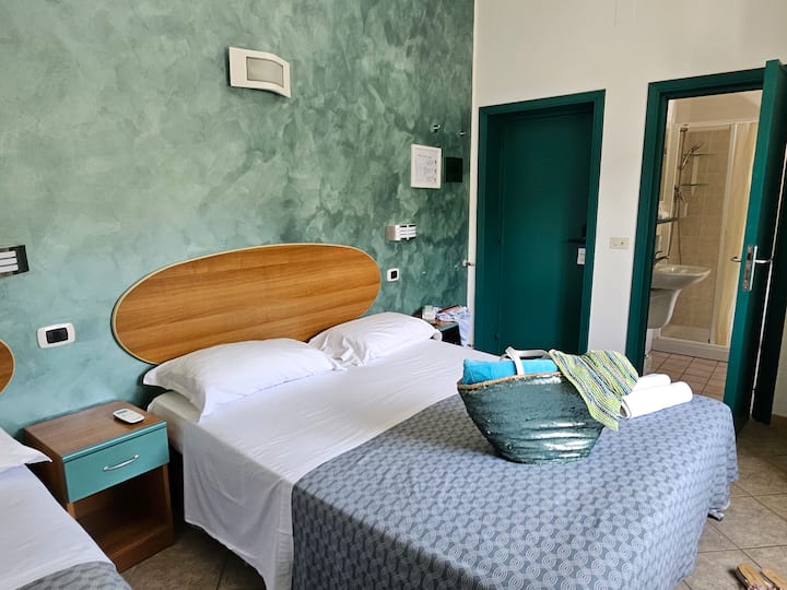 Hotel Cerrano Fronte Mare - Tripla, Hotel Cerra... - Pineto