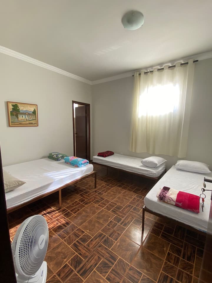 Pousada Dois Pinheiros, Quarto Familiar 2 - Belo Horizonte