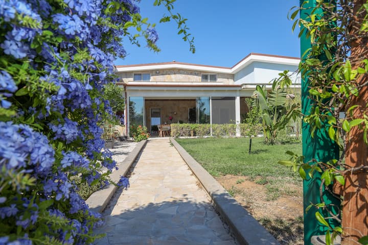Mabell Guest House - Civitavecchia