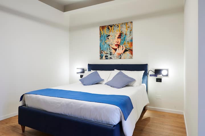 Star Ribbon, Stanza Elegante 4 - Milán