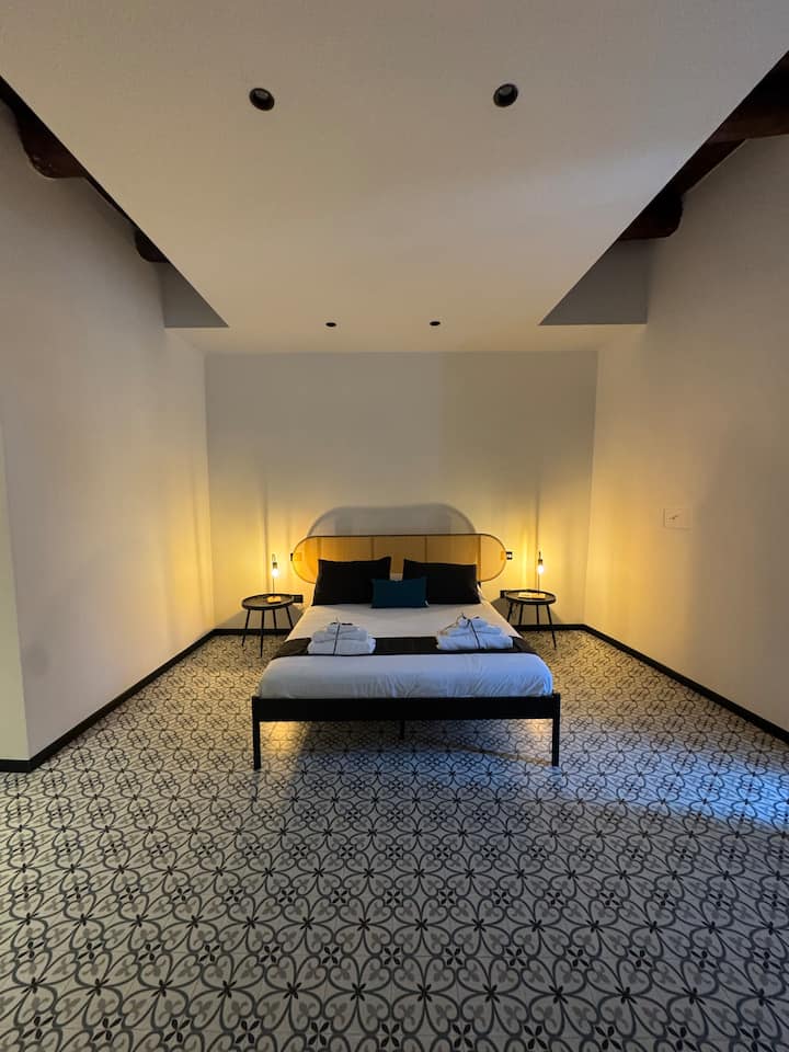 Don Raffaé, Stanza Con Due Letti - Nola