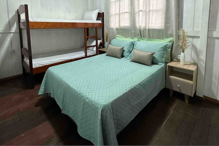 Vila Dos Pássaros, Quarto Familiar 5 - Itapema