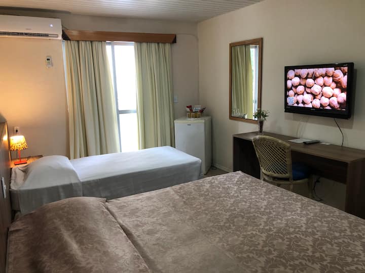 Pousada Aline Café Da Manhã Incluso, Quarto Queen - Fortaleza