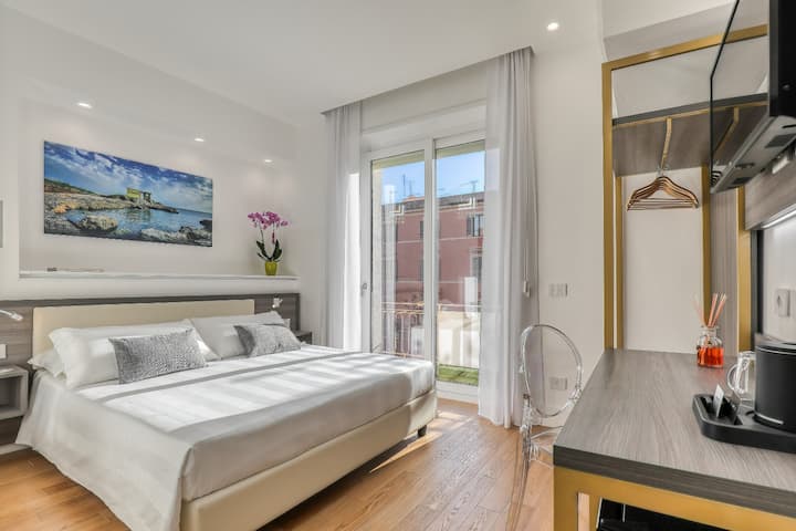 B&b Di Milena, Stanza Con Un Letto - Civitavecchia