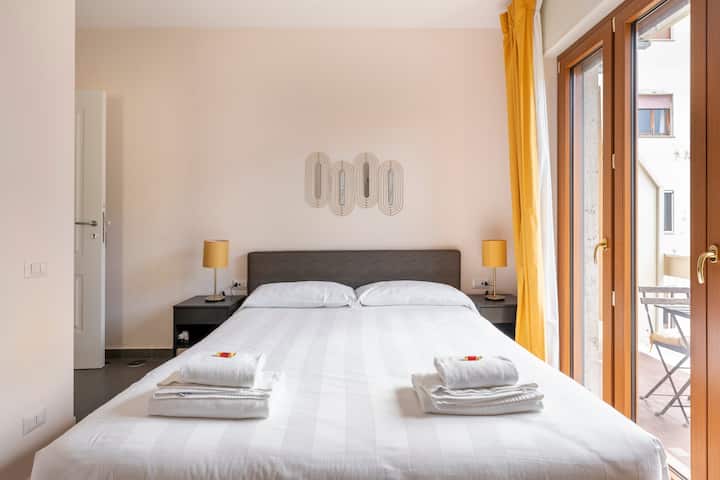 I Sogni Della Regina, Stanza Segreta - Sorrento