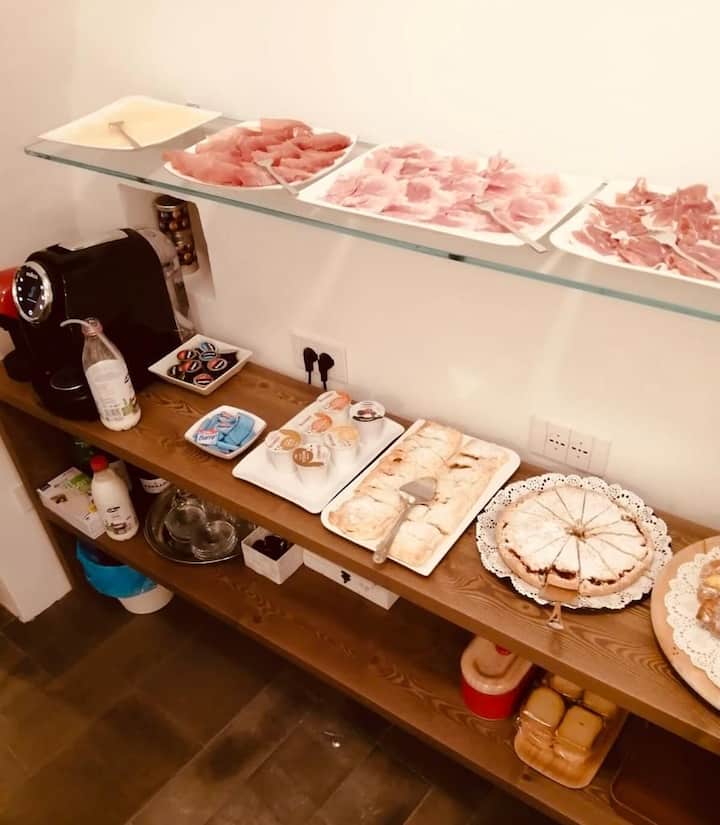 B&b Di Carla, Stanza Con Un Letto 1 Matrimonial... - Arco