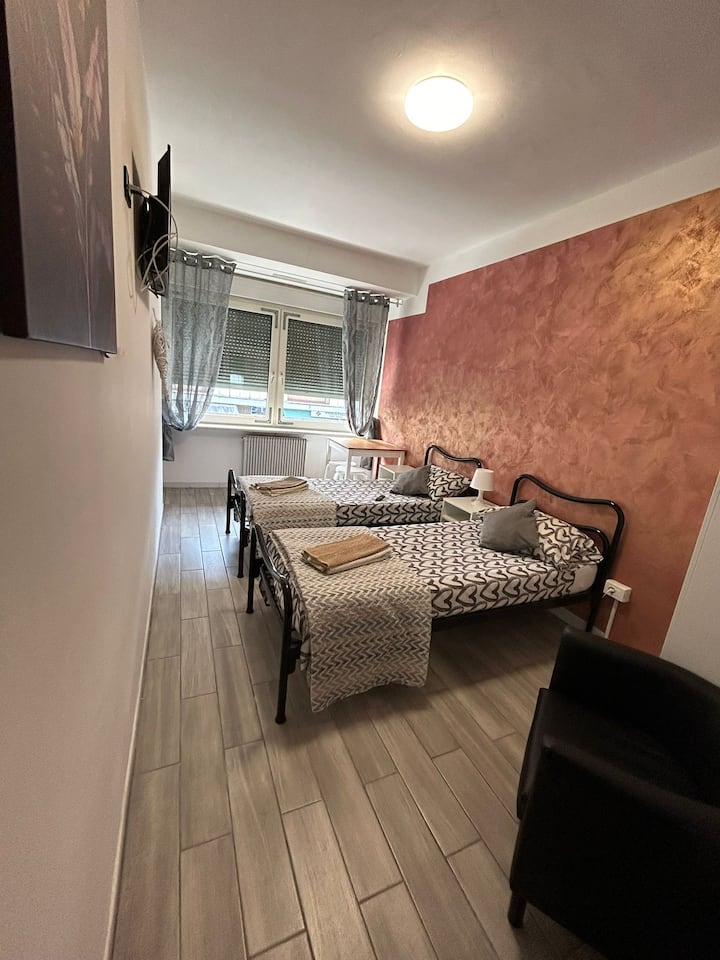 B&b Di Capri, Stanza Doppia Singola 1 - Bolzano