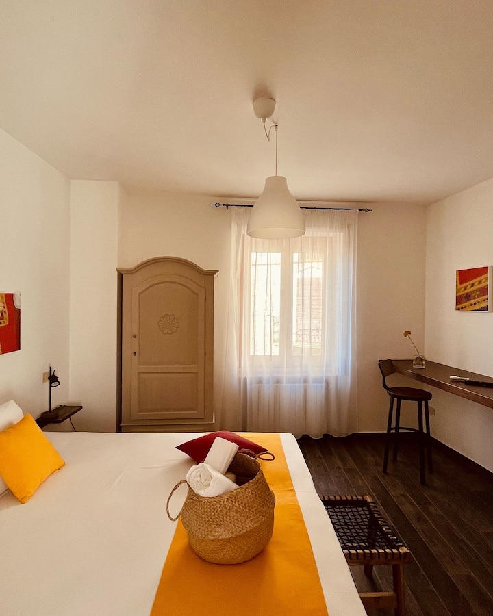 Carrales Guest House, Stanza Con Letto Queen Size - Nuoro