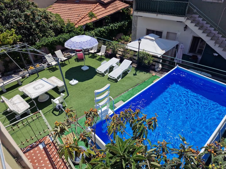 Stupenda Villa Con Giardino In B&b In Centro , ... - Nicolosi