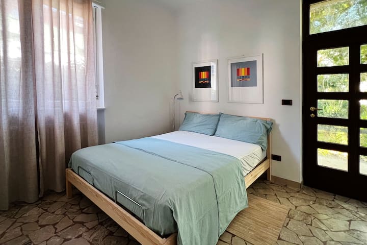 Gelso, Stanza Nera - Rovereto