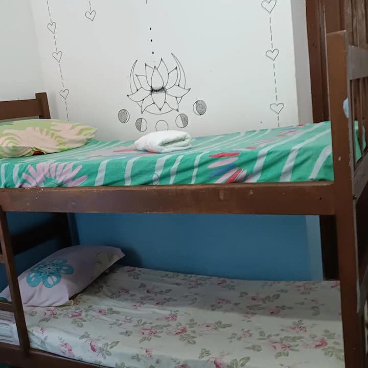 Pousada Souza: Camping,suites E Kitinet, Quarto F. - Itacaré