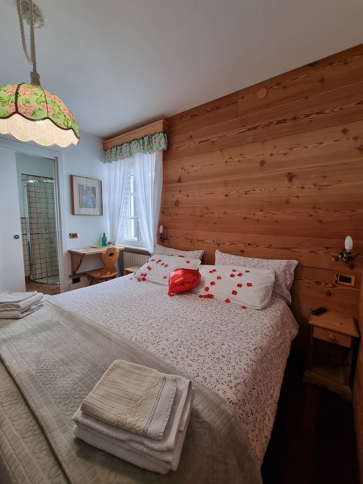The Cristallo Bed And Breakfast, Superior Room - Cortina d'Ampezzo