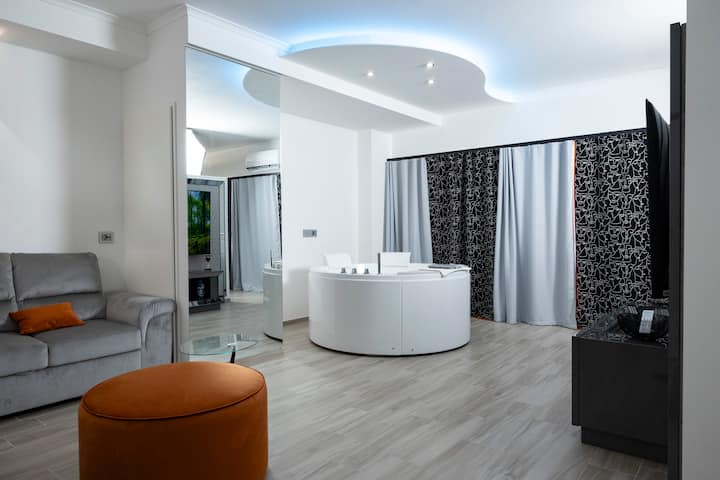 Suite17 - Luxury Guesthouse, Suite (No Vasca Id... - Giovinazzo