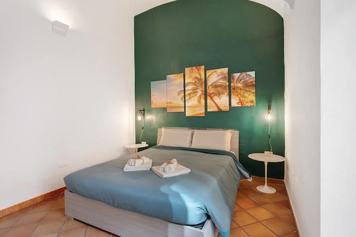 Holidu's B&b, Matrimonial Suite - Salerno