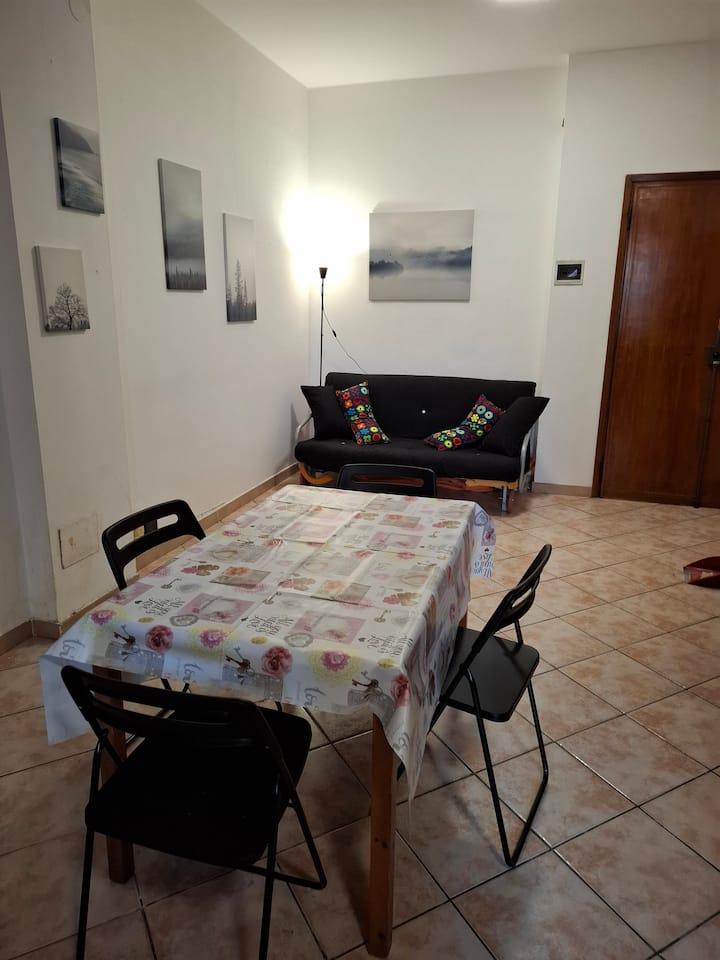 Fare Bnb, Stanza Miele - Reggio Emilia