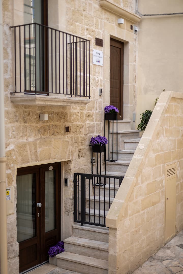 L'incanto Delle Mura, Stanza Essenza Di Mura - Altamura