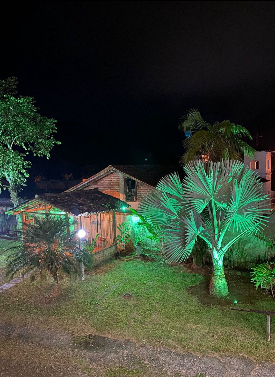 Lucas Inn - Bed and breakfasts for Rent in Paraty, Rio de Janeiro ...