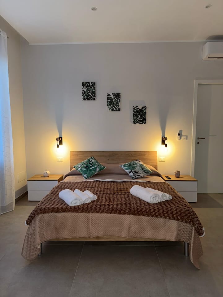 Le Palme Wifi, Stanza Matrimoniale - Brindisi