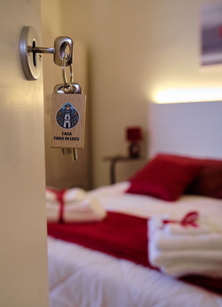 Faro Di Luce, Stanza Con Letto Queen Size - Augusta