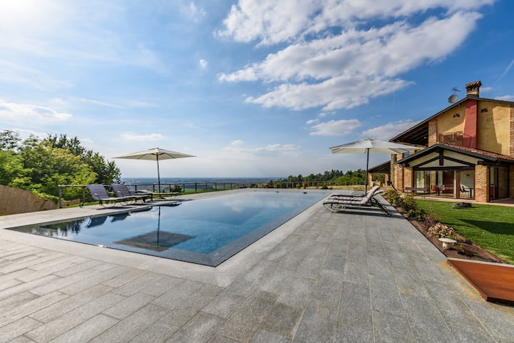 Vittoria Suite Piscina, Vicino A Bra - Bra