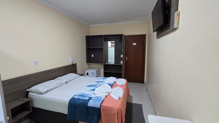 Hotel Pousada Aeroporto, Suíte Willy Coppens - Goiânia