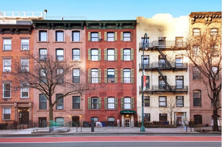 Chelsea Pines Inn - New York City