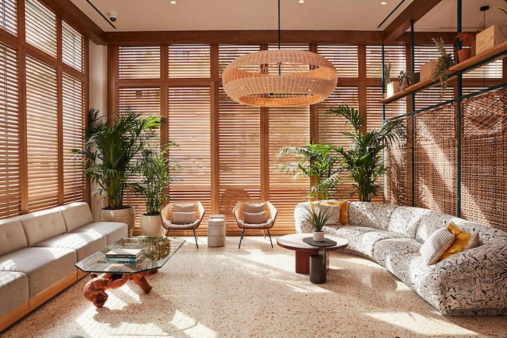 Hotel June West L.a - Santa Monica, CA