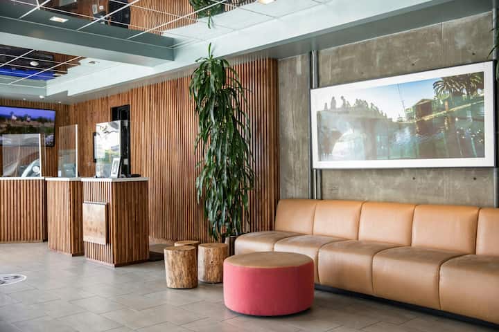 Hotel Erwin Venice Beach - Los Angeles, CA