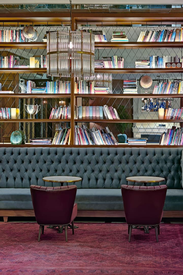 Boutique Hotel H10 Villa De La Reina - Madrid