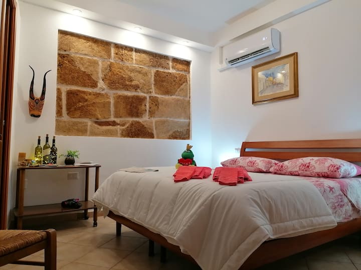 Casetta Machin Cin It090003c2000q2949 - Alghero