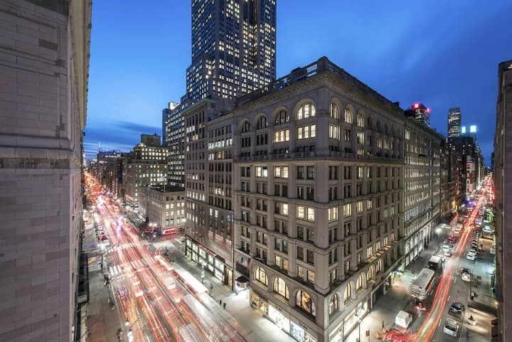 U Hotel Fifth Avenue / Empire State Building - Queens, NY