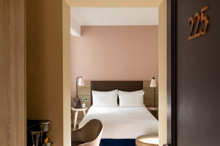 Hotel De Sevigne - Paris