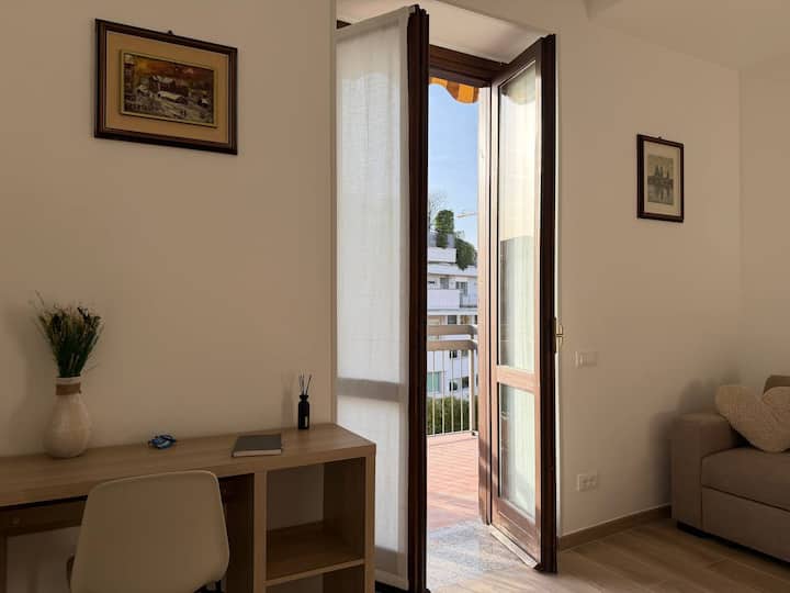 The Moment - сIty сEnter Easy Stay – Self Check... - 貝爾加莫